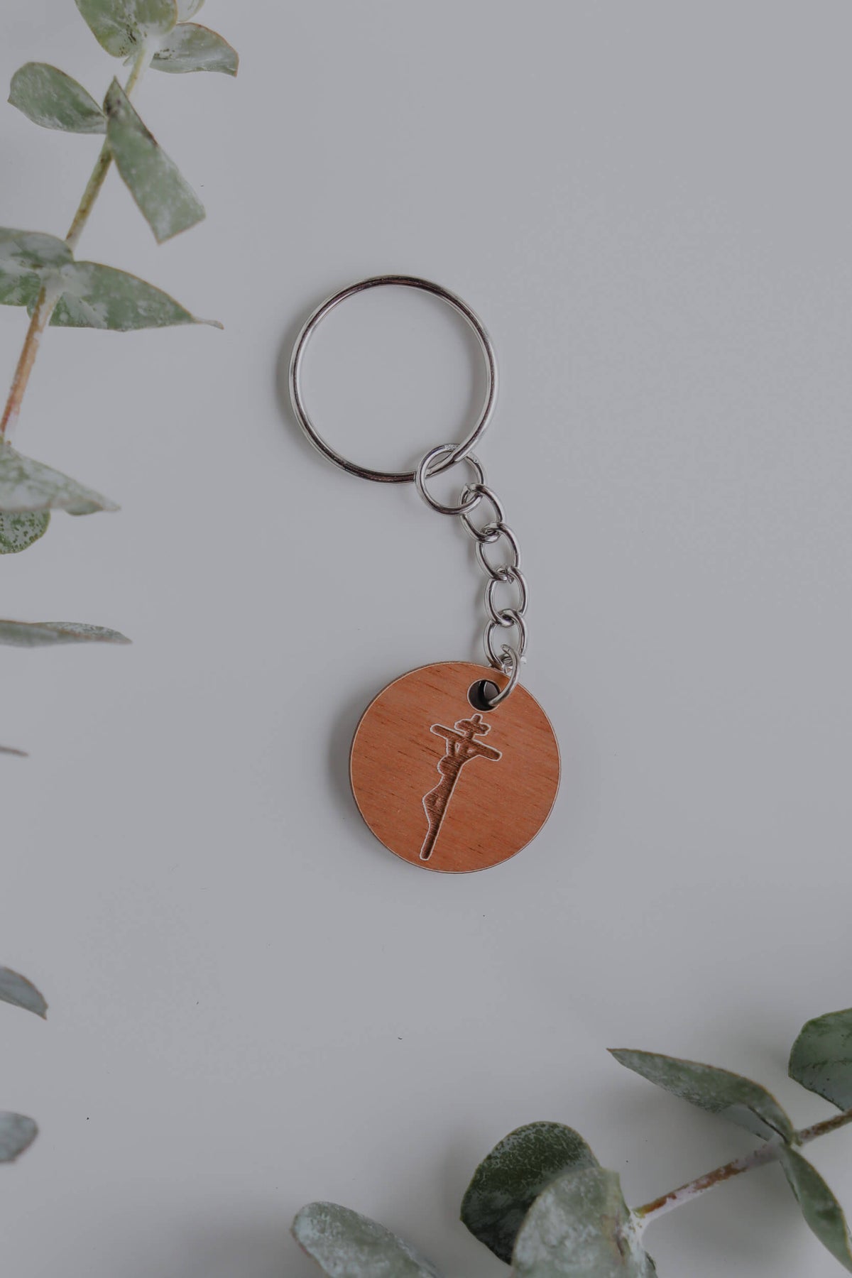 Crucifixion- Catholic Wood Keychain – Saint Clare and Francis
